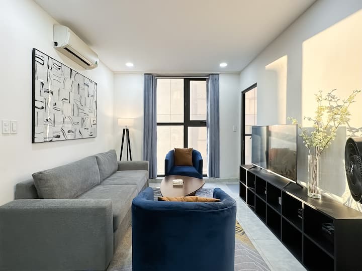 Stylishly Furnished Apartment 3 Bed @Near Airport - Vietnam