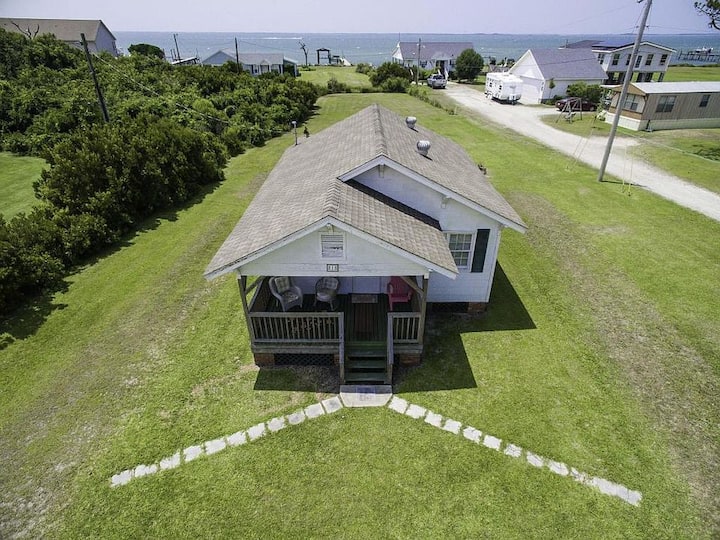 Historic Harkers Island Bungalow - Harkers Island, NC