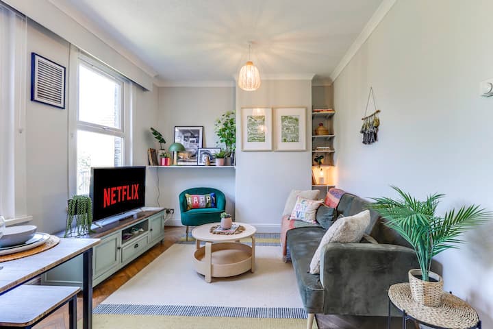 Serene East London Flat With Private Garden - Leyton