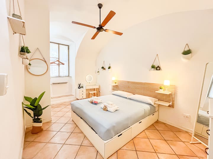 Mamma Roma A Piramide - Roma