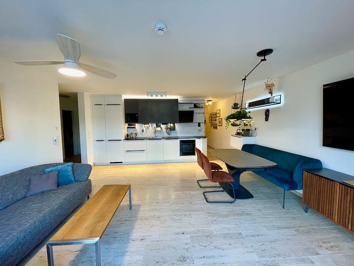 Bright, Premium, Spacious Home - Munich