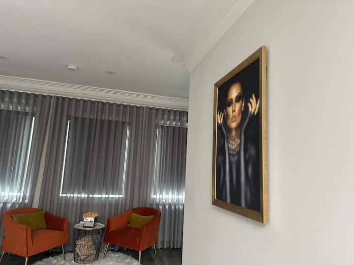 Luxury Spacious Cozy Ensuite Bedroom - Markham