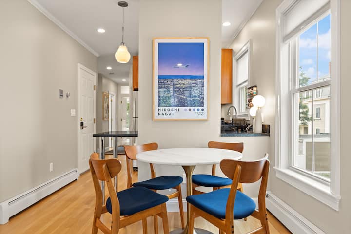 Charming Aptartment With Parking - 케임브리지