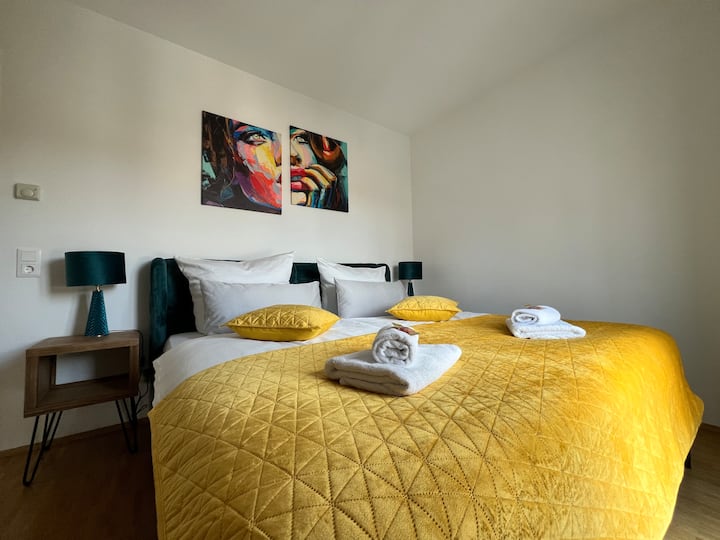 Modernes Apartment Mit Balkon Und Parkplatz - Hanover