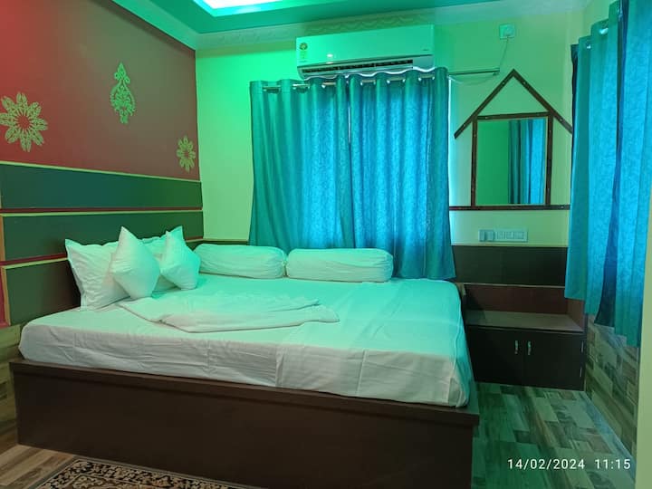 Rooftop Unit @ Mayapur Palace #806 - Mayapur