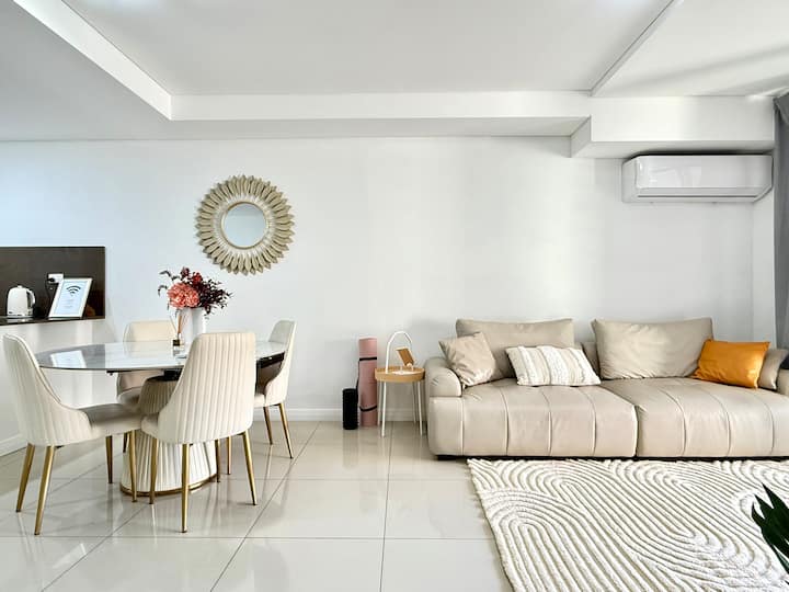 Free A/c,wifi & Parking, Close Shopping & Station - Sydney