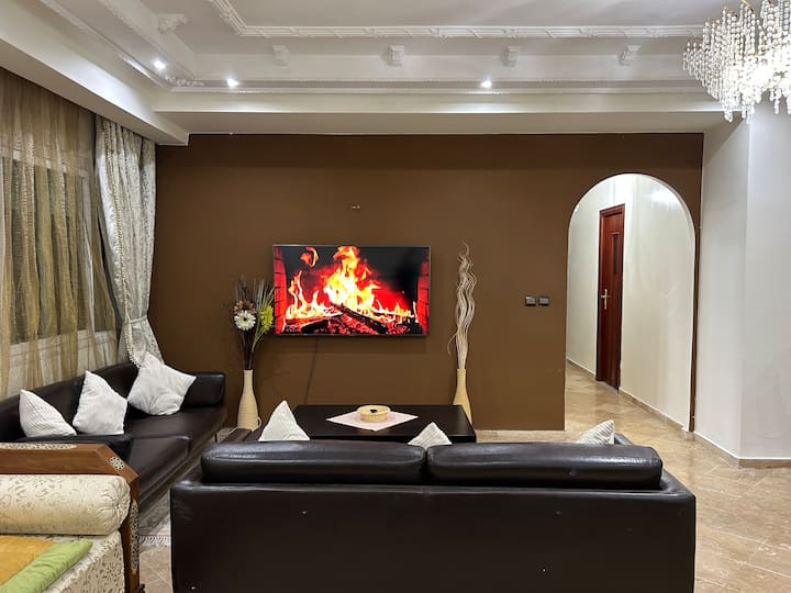 Charming Moroccan-style Apartment With Terrace - Tánger