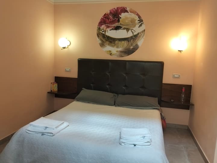 Piazza Verdi Liberty House 1° Piano Con Balcone - Lecce