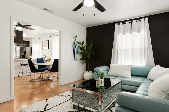 Pristine Residence Near Ontario Airport - Claremont, CA
