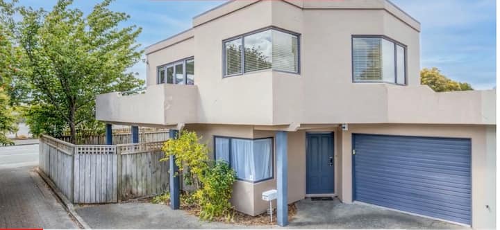 Pascal Townhouse - Palmerston North