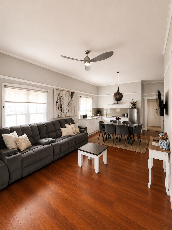 Beachside Grand Old Lady-perfect For Groups - Brisbane
