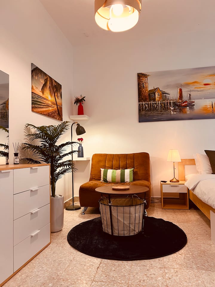D-1501 Comfortable/clean/centrally Located Place - Abu Dhabi