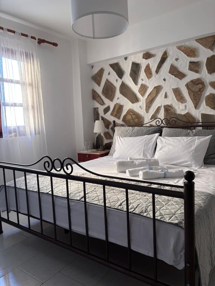 Lakeside Serenity Apartments - Agios Nikolaos
