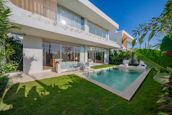 Luxury Ocean View 3br Villa- Rooftop &Beach Access - Australia