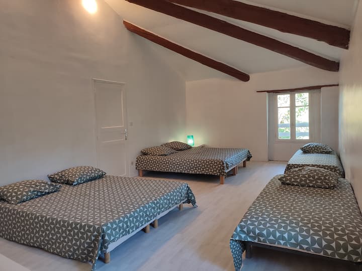 Mazan : Mas 120m2 De 12 Couchages Dès 80€ - Vaucluse
