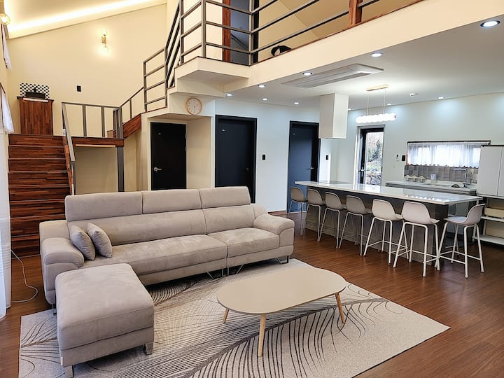 [반려동물 환영] 포근한 나만의 제주집, 후엠아이 - Jeju-si