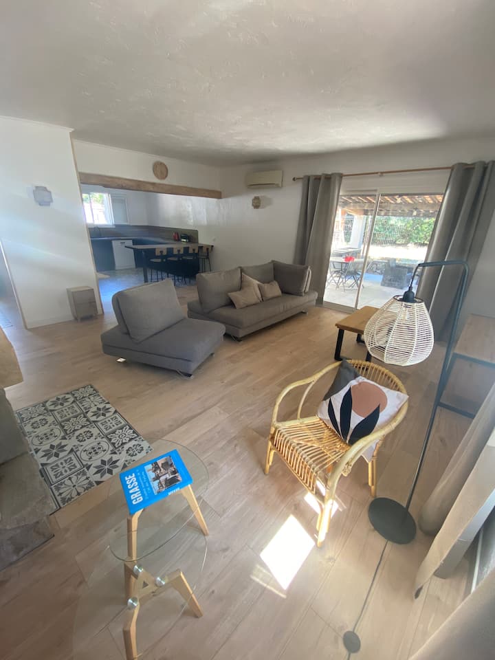 Optez Pour Un Séjour De Charme Maison T3 80m2 - Grasse