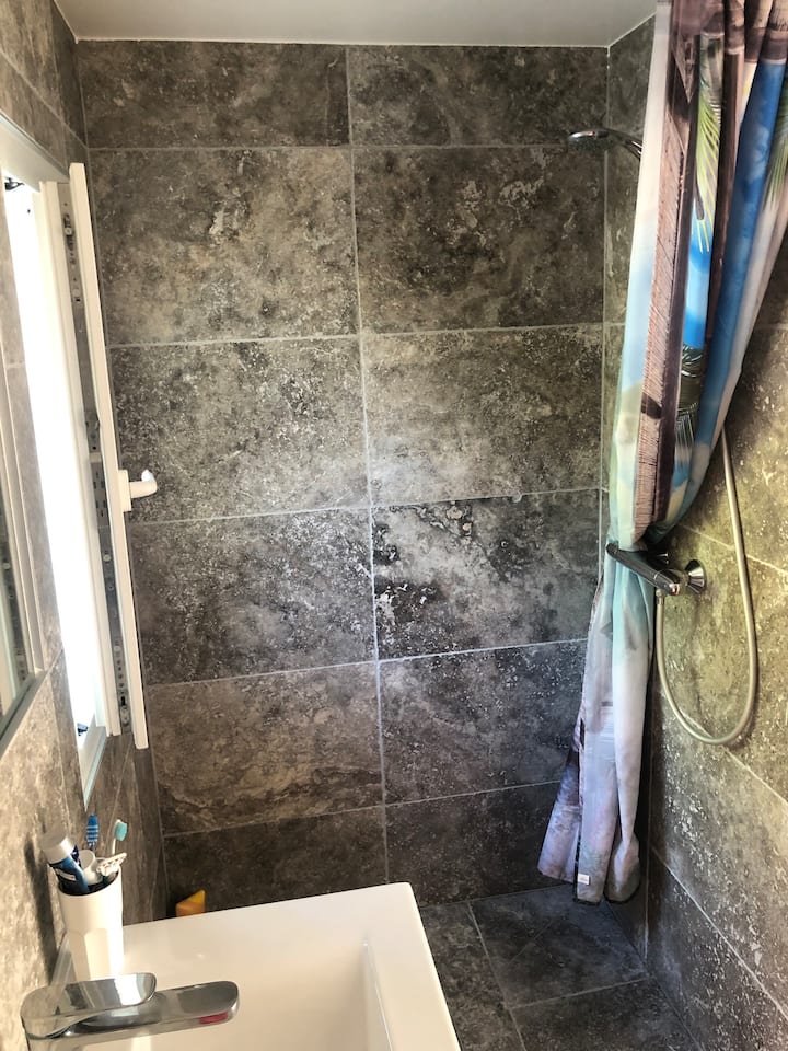 Studio Indépendant Clim,wifi,parking Privé. - Brignoles