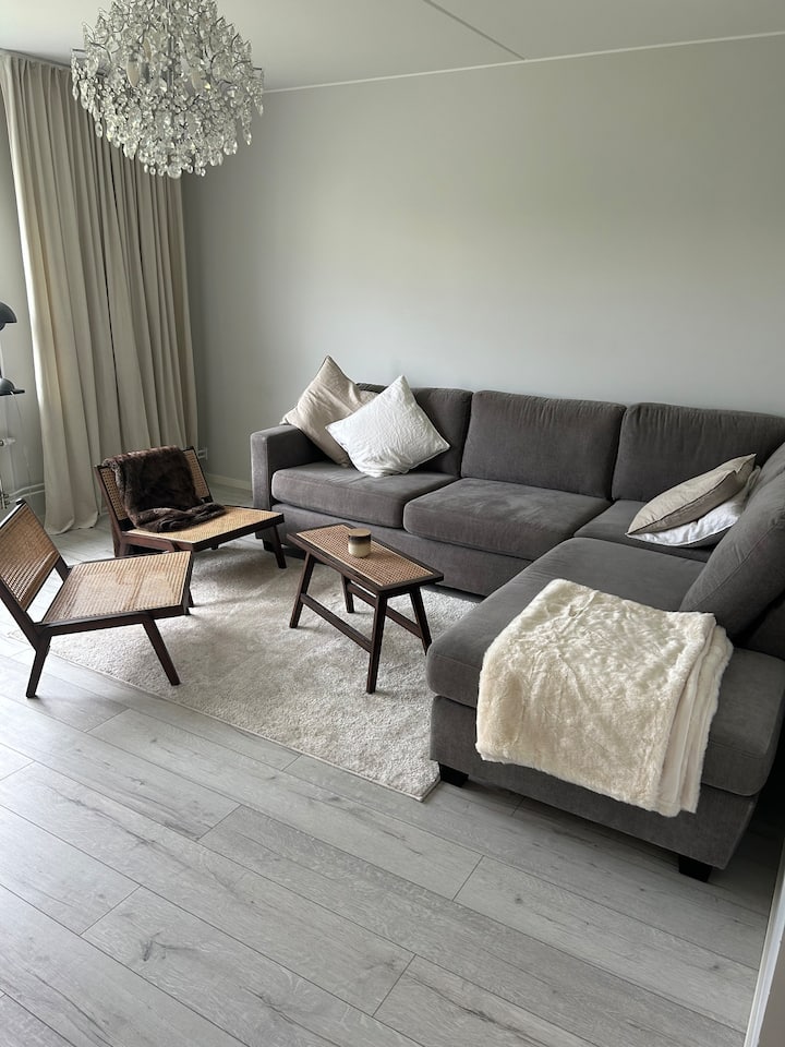 Stockholm, Hallunda. - Tumba