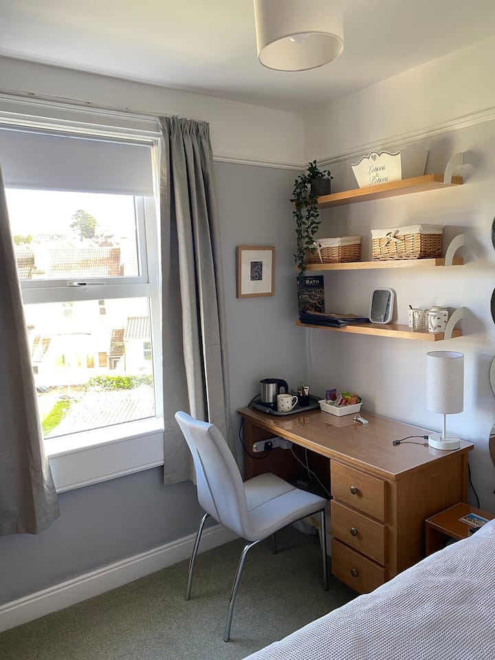 Bright Single Room Near Bath Centre With Fridge - Bath