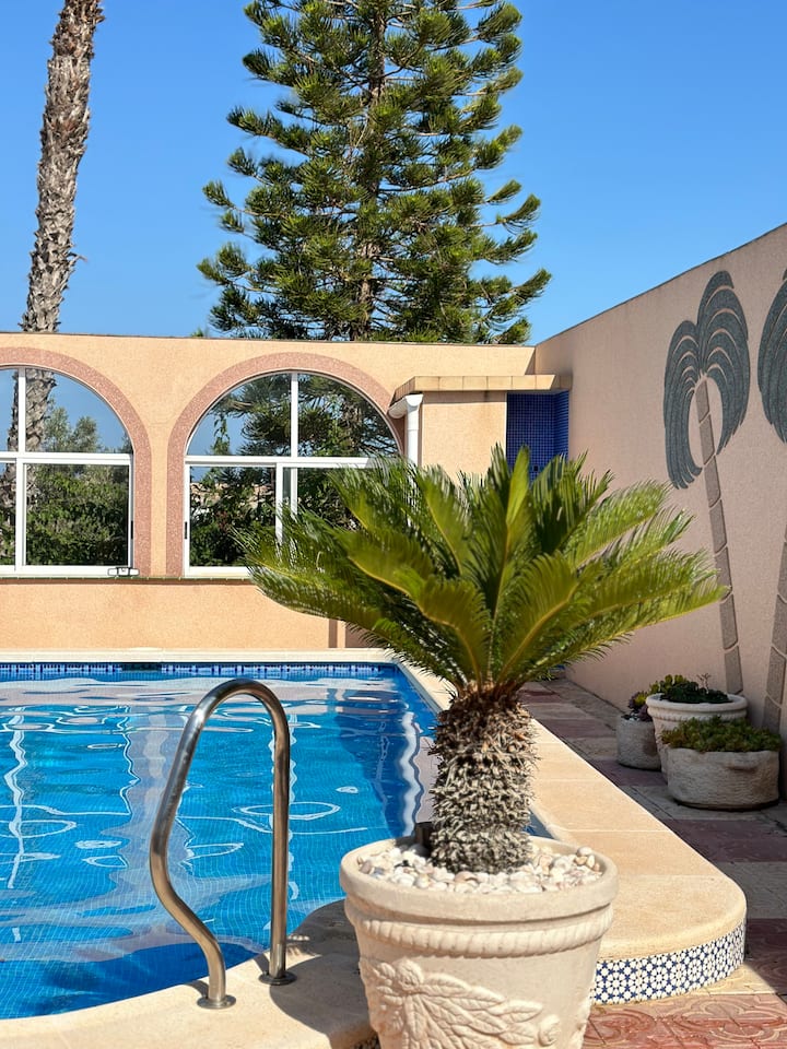 Chalet Oasis A 7 Min De La Playa. Zona Tranquila - La Marina