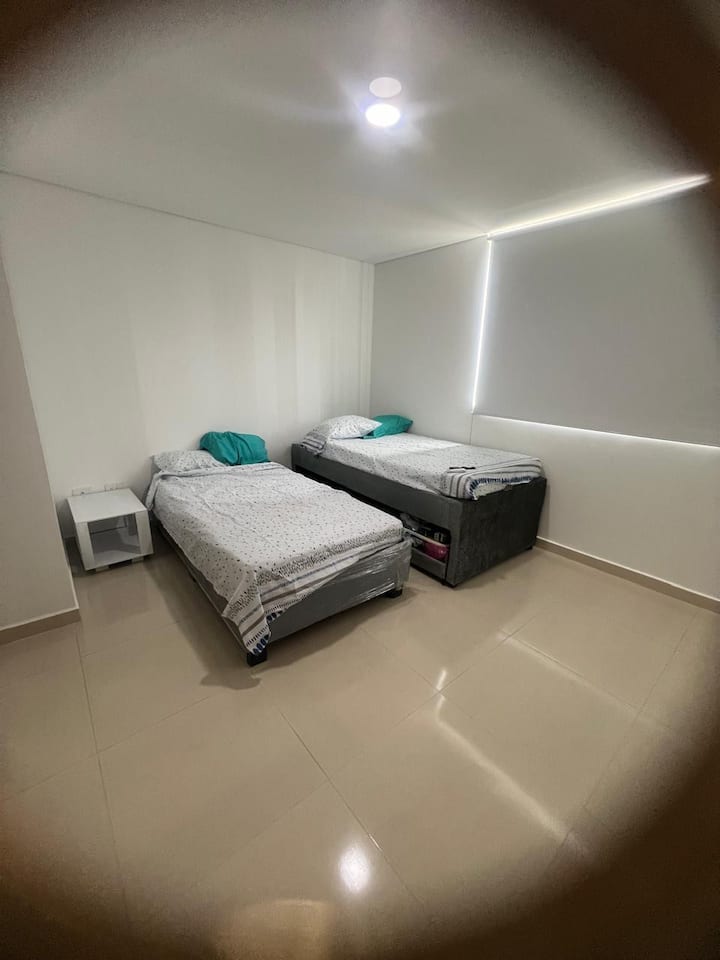 Amplio Apartamento 
En Marbella - Cartagena