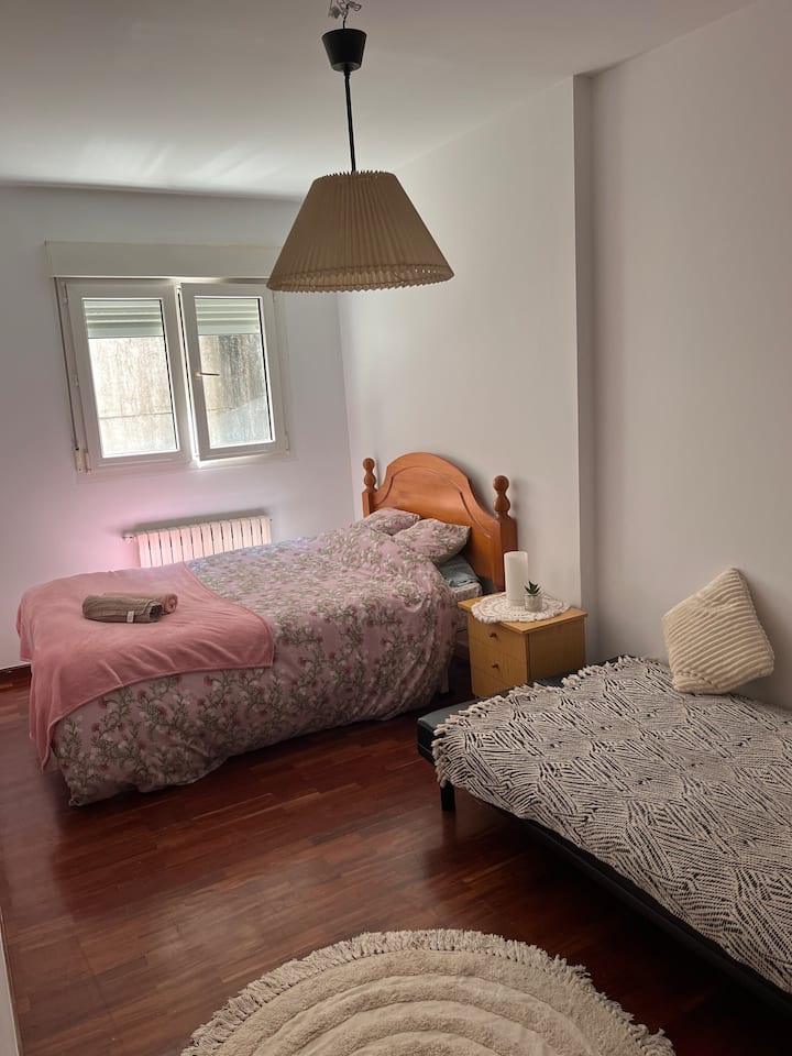 Habitación Elegante Y Tranquila - Santiago de Compostela