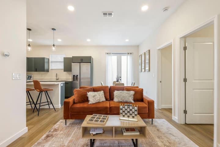 Tampa Oasis: Walkable Armature Works-ybor-downtown - Davis Islands, FL
