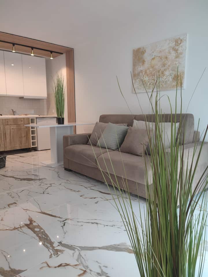 Jolie Studio Côté Océan Avec Piscine - ビアリッツ