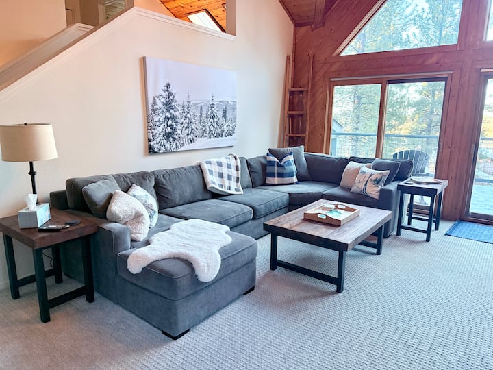 Tahoe Family Fun—pool, Spa, Golf, Bike Trails - North Lake Tahoe, CA