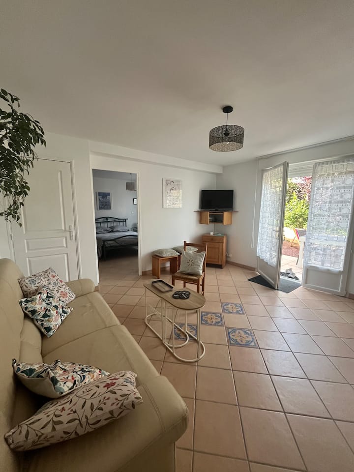 Un Appartement à 550 M Du Centre - Saint-Pair-sur-Mer