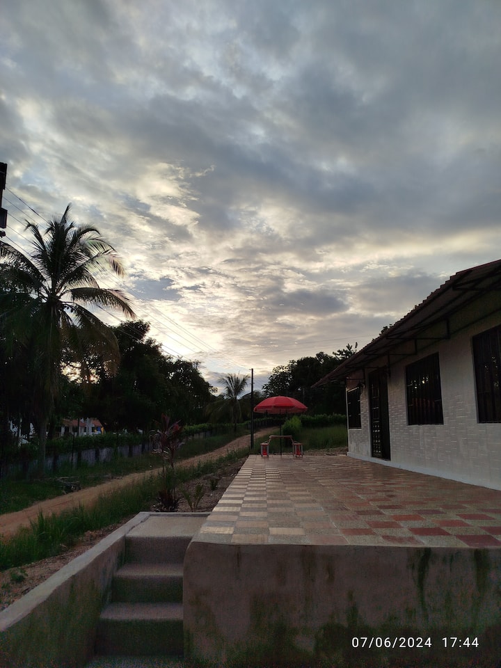 Casa Campestre Cerca Al Pueblo - Melgar