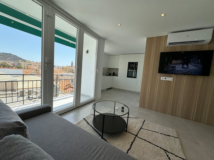 Stunning 2br Apartment With Panoramic Málaga Views - Provincia de Málaga, España