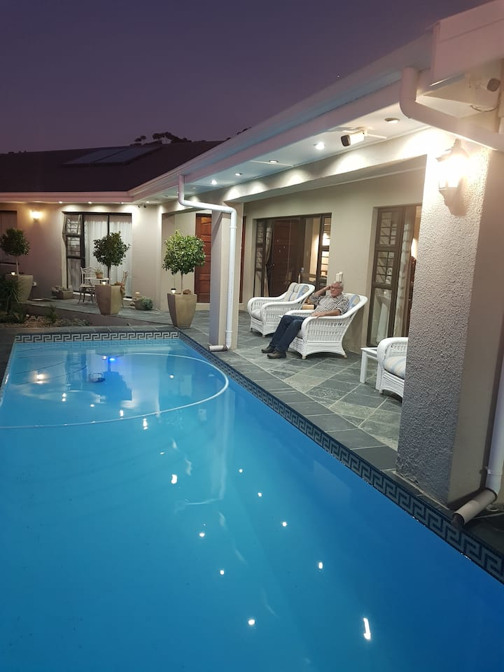 Olive Grove Villa - Somerset West