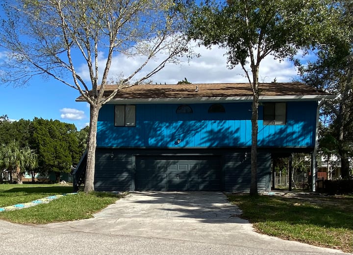 Mermaids Hideaway W/kayaks - Weeki Wachee, FL