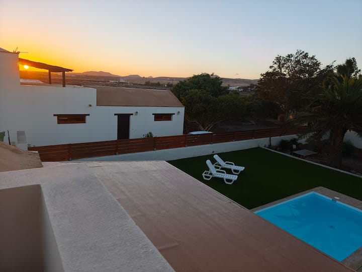 Pura Vida Lajares •Terrace•volcano View •Surf Spot - La Oliva