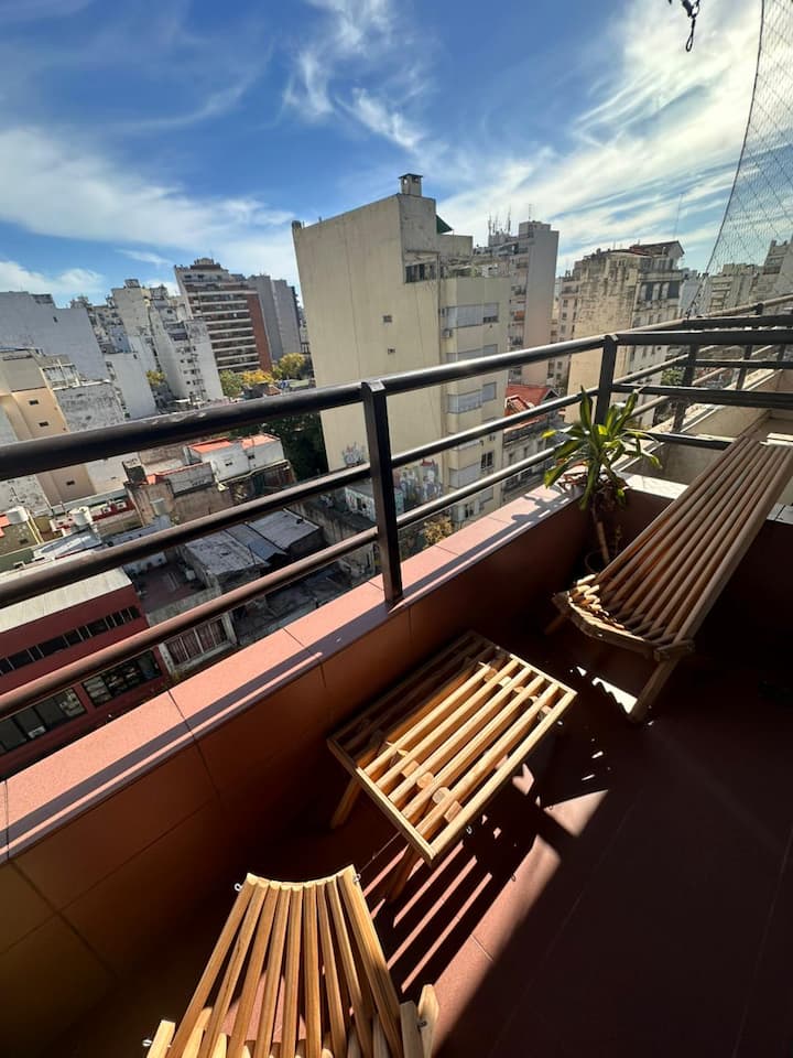 Moderno Y Luminoso Depto Con Balcón Y Gran Vista - Argentina