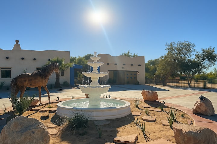 Stunning Santa Fe Guest House - Yuma, AZ