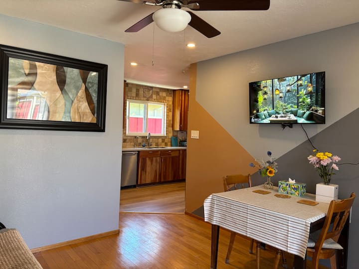 2b1b Mario Guest Suit| Private Bath & Entry - Hayward, CA