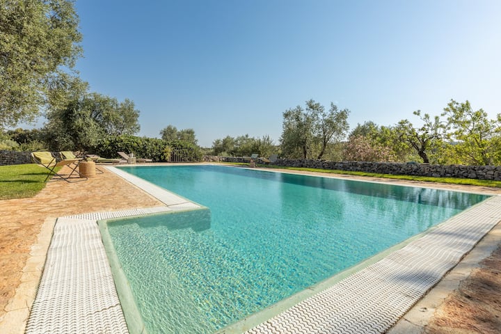 Trullo Dei Rosmarini - Puglia