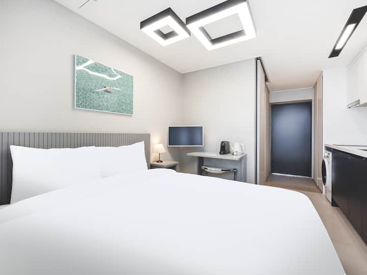 [Elmomento Songdo]신축테라스오션뷰/편안한씰리침대/고급캡슐커피/해수욕장/spo - Busan