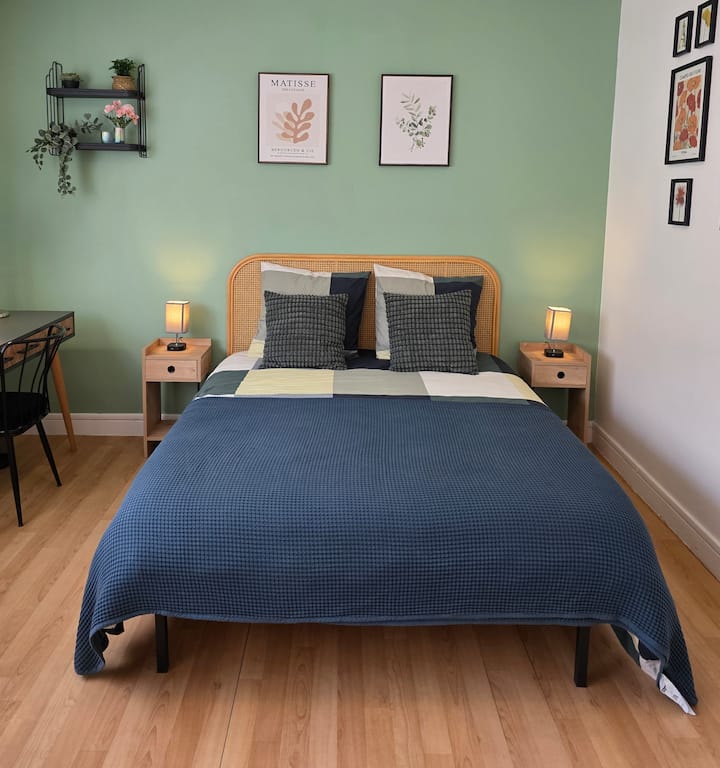Cosy Studio Close Ladefense / Paris - Free Praking - Courbevoie