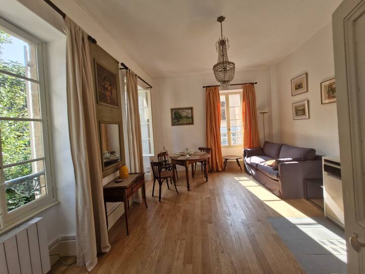 Location Avec Parc Privatif, Proche Des Thermes - Bourbon-l'Archambault