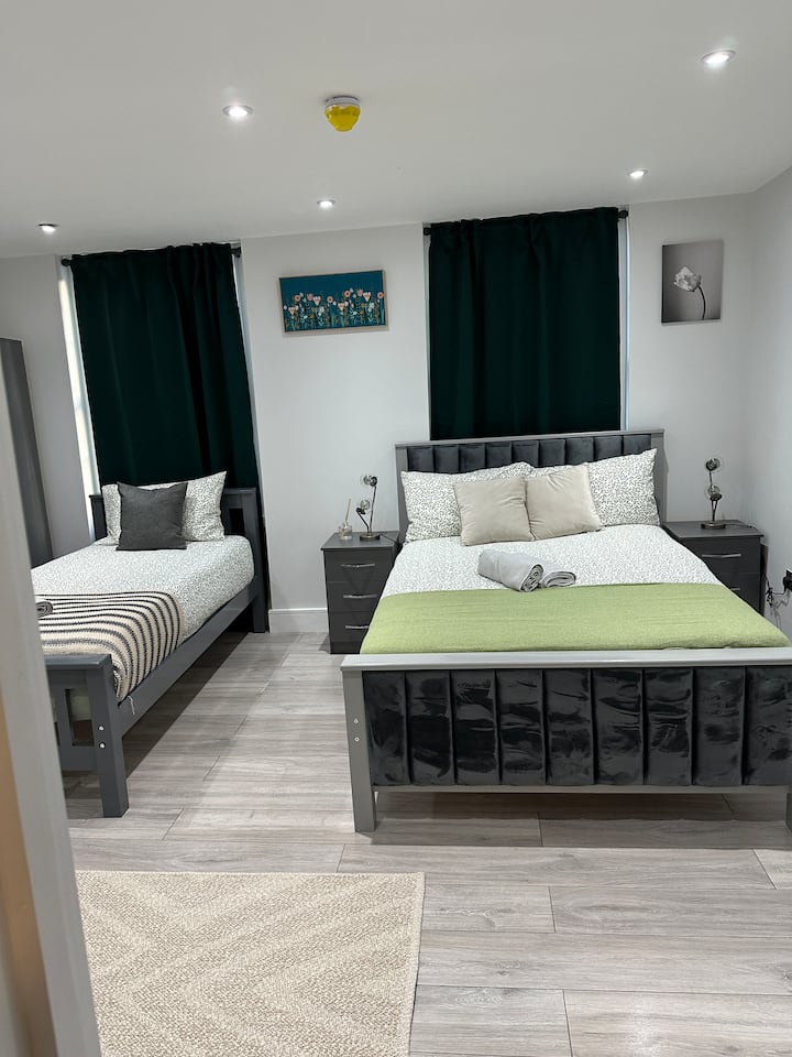 Guest&rest Central London - Saint Pancras Station - London