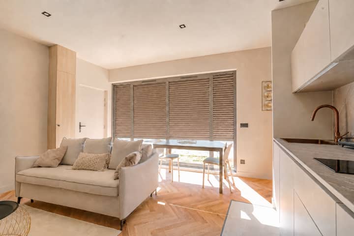 Studio Fonctionnel Et Lumineux, Ecully - Écully