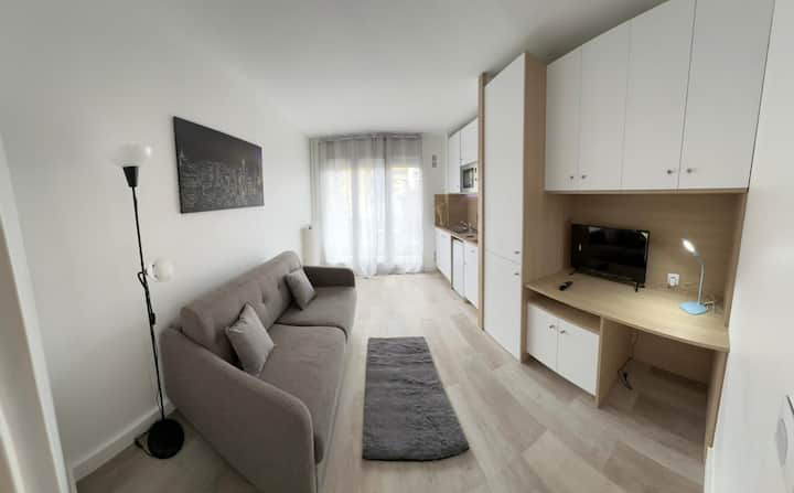 Charmant Studio Avec Terrasse - Noisy-le-Sec