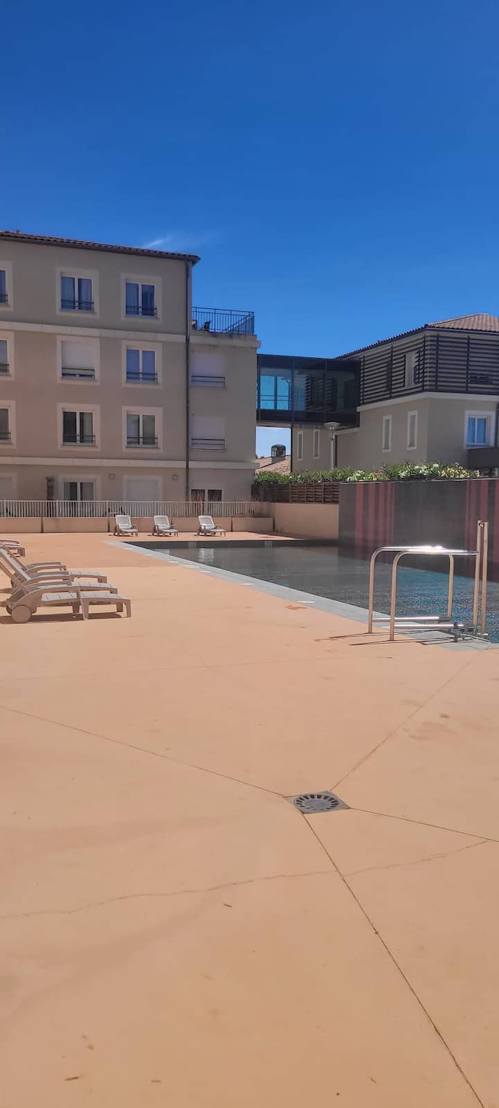 Appartement Terrasse/piscine - Juvignac