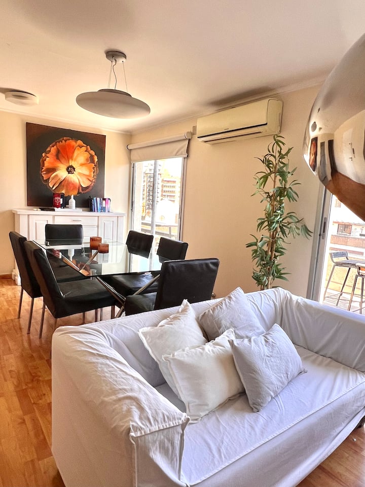 Depto Grande Y Cálido Con Vista A Los Capuchinos! - Córdoba