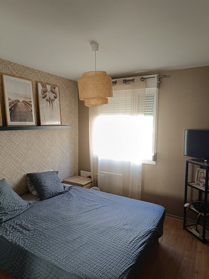 Chambre Gratte-ciel. - Lyon