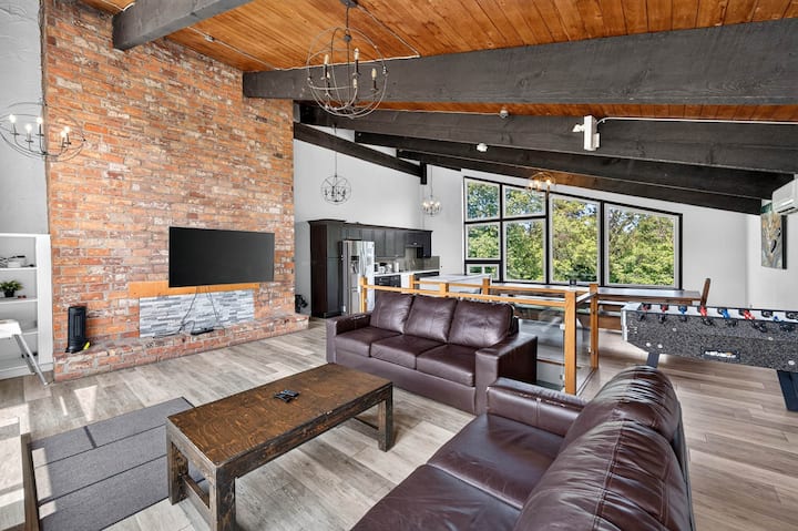 The Aspen Chalet With Hot Tub - Collingwood